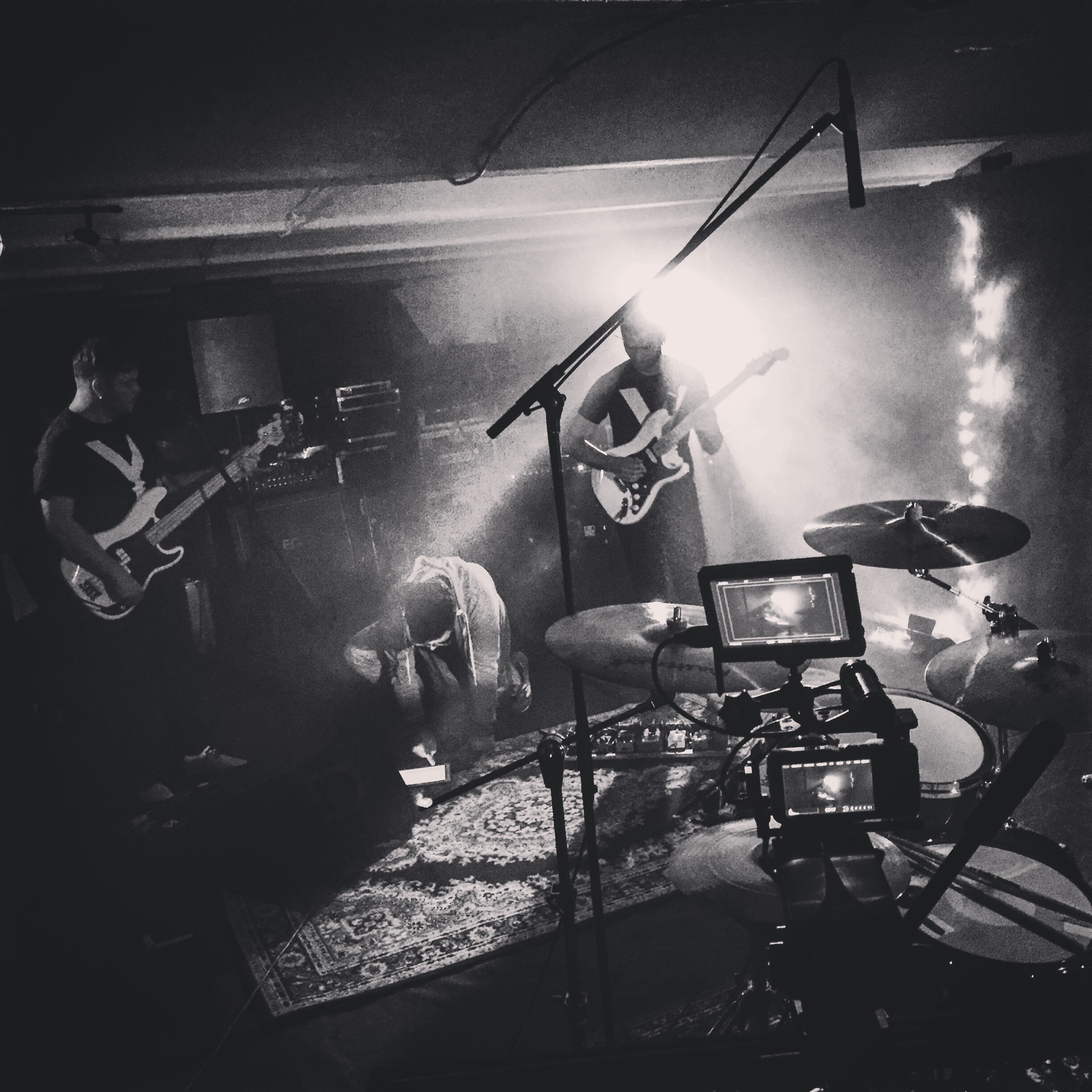 How to Shoot a Music Video – Eypee Kaamiño